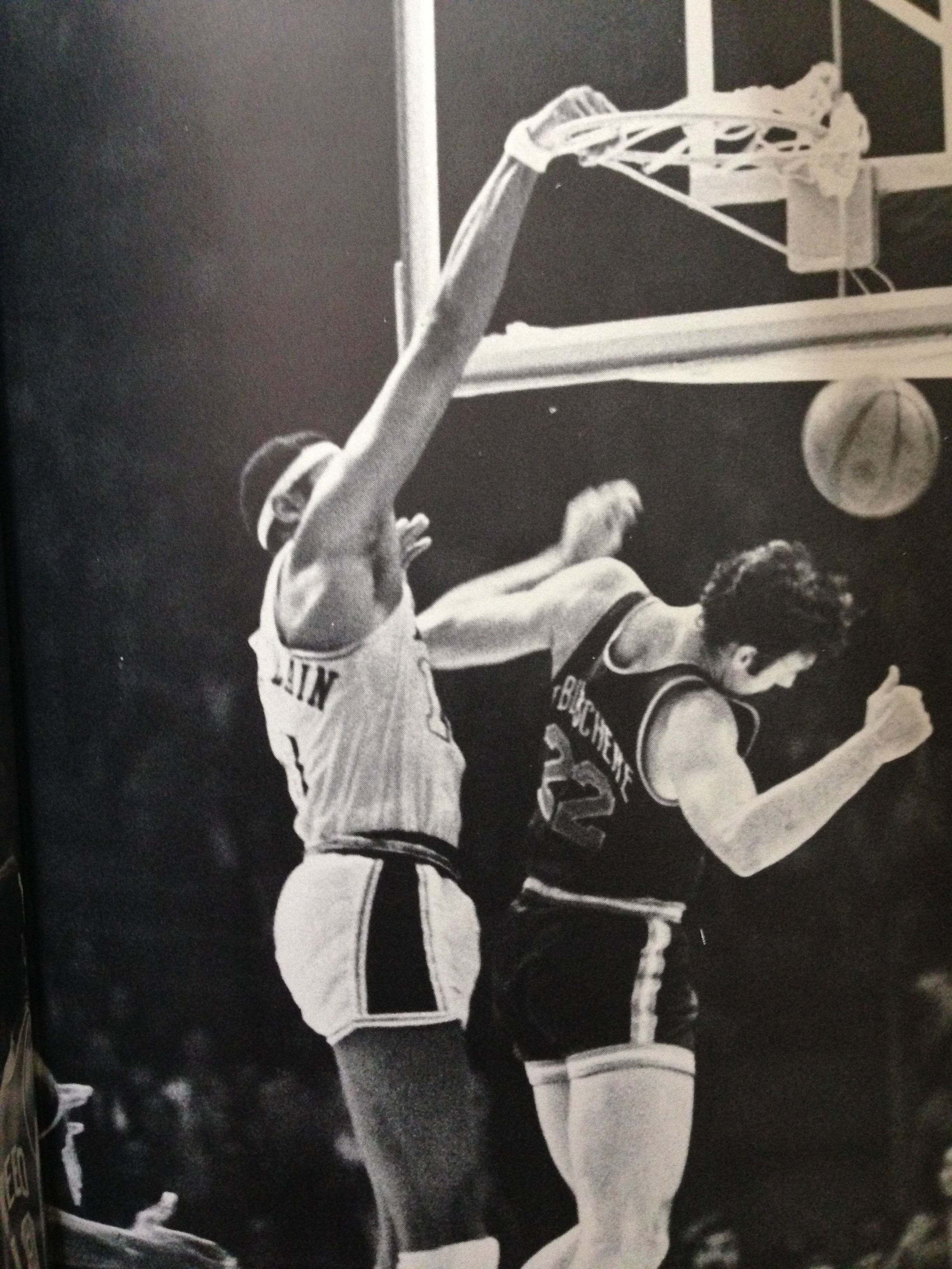 Dave DeBusschere: The Man Who Filled Four Positions, 1971 – From Way ...