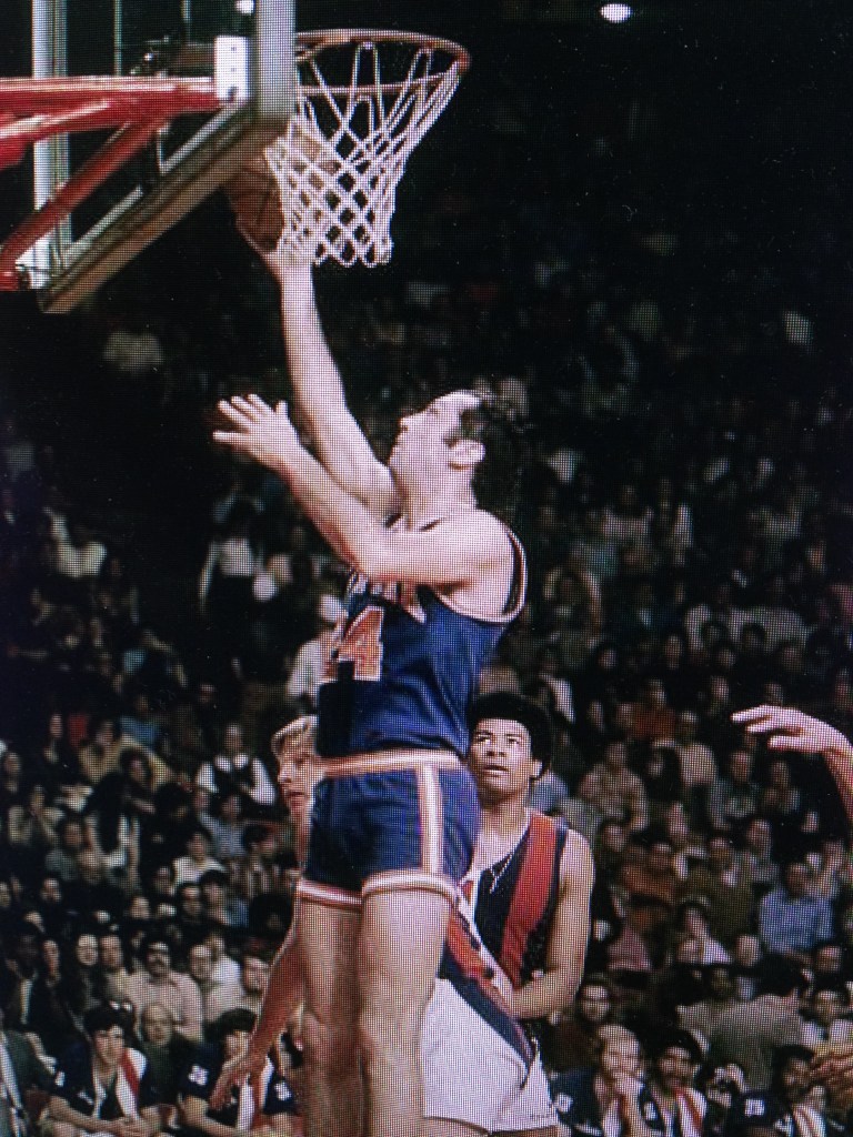 The Imminent Decline and Fall of the New York Knicks, 1975 – From Way ...