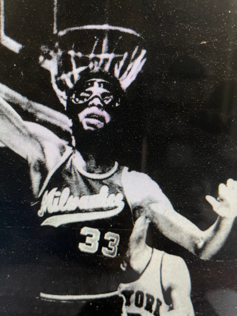 Kareem Abdul-Jabbar: Busting Out the Goggles, 1974 – From Way Downtown